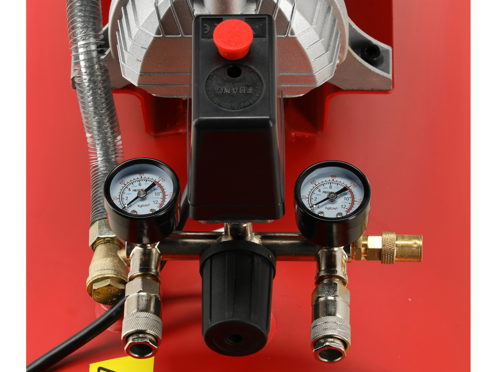 Compresor aer în doi cilindri 50 l Yato YT-23306 | MagazinulCuScule.ro